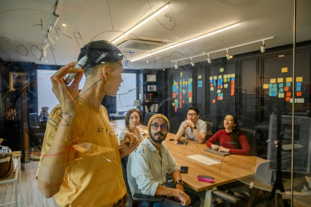 The challenges of global mobility: 3 expert insights on the issues of ...